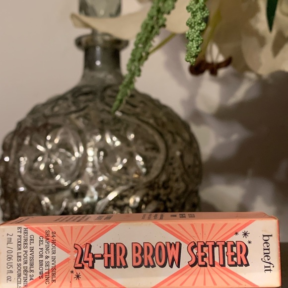 Benefit | Makeup | Benefit Brow Setter In Peach And Black | Poshmark